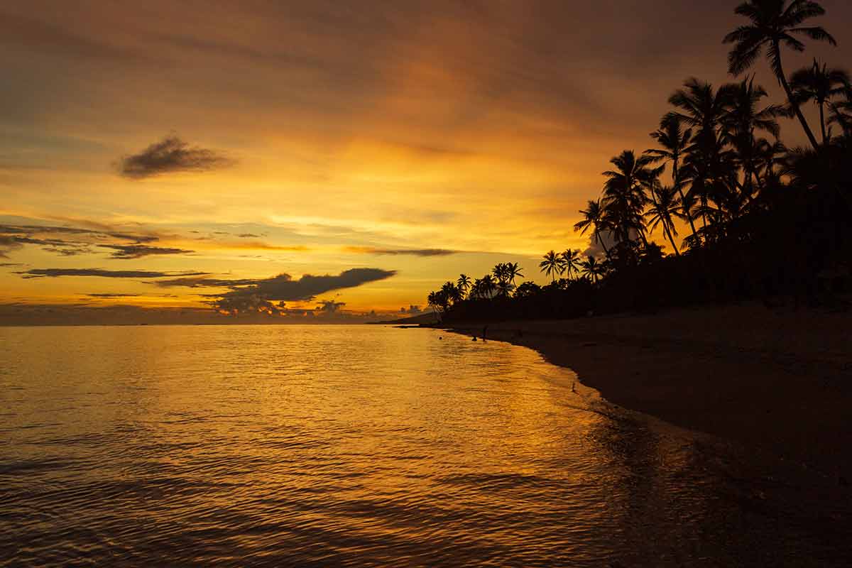 20 FIJI ISLAND BEACHES - Tourism over the World