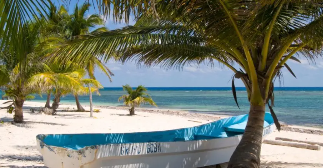 THE BEAUTY OF CARIBBEAN COAST IN MEXICO - Tourism over the World